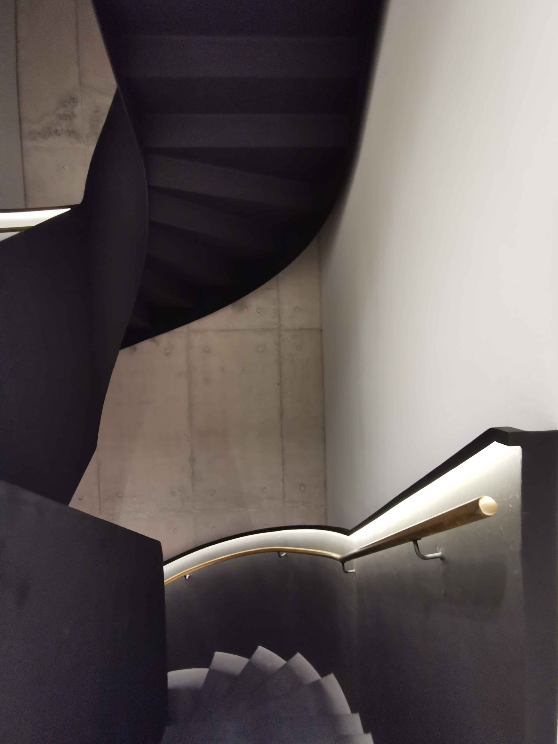 DOUBLE VOLUME HOUSE – Edmund Ng Architects