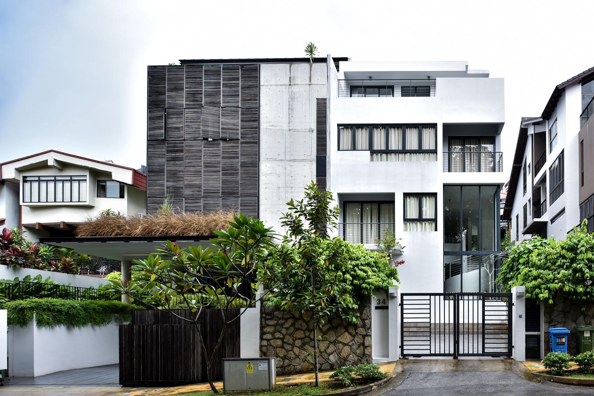 HILL HOUSE – MOUNT SINAI – Edmund Ng Architects