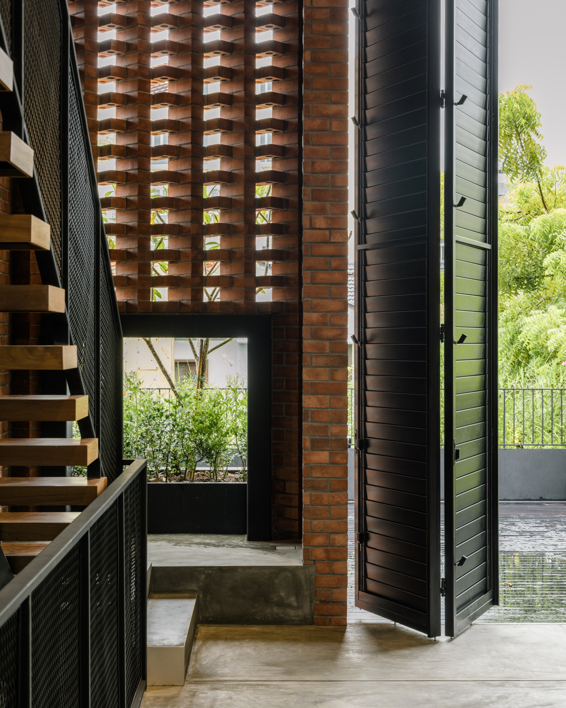 Layer House – Edmund Ng Architects