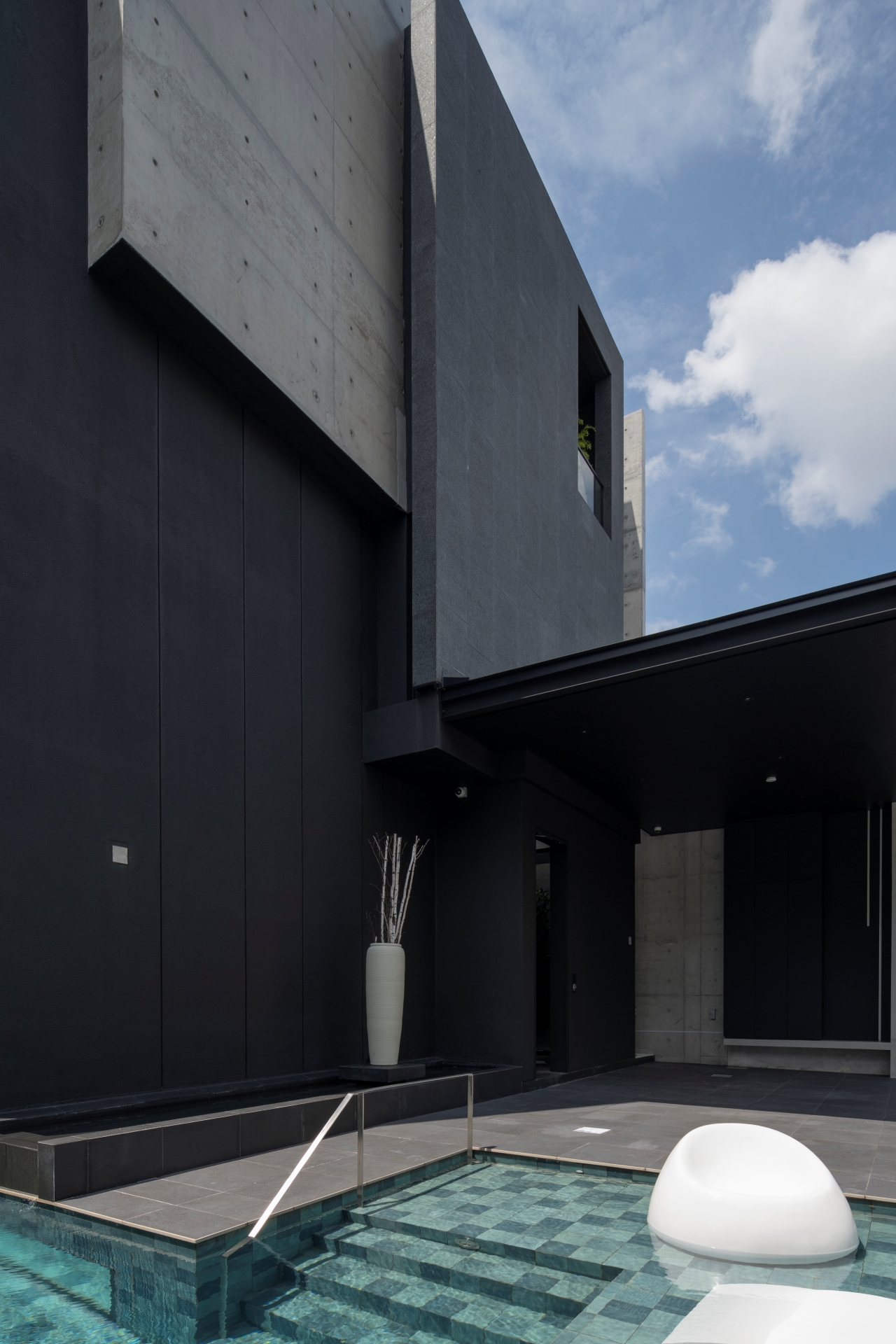 SQUARE HOUSE – Edmund Ng Architects